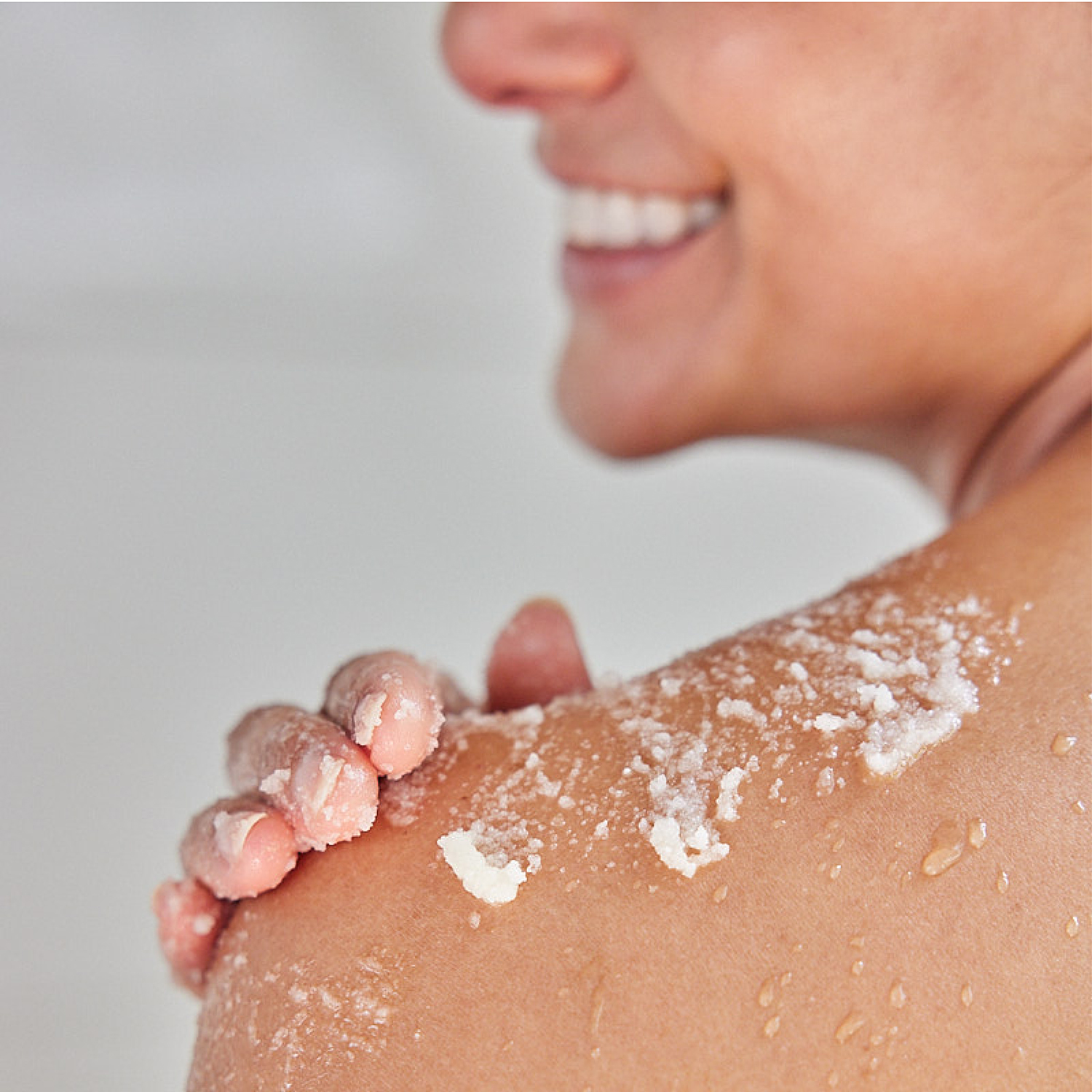 Alkaline scrub pH 7.6 – salt-based
